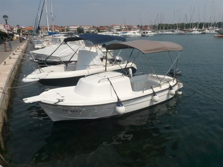 | Betina 500 cabin Yamaha 20 4t | - Nautika - Burza Oglasi