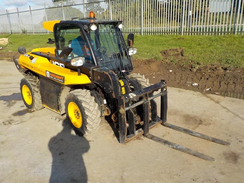 | JCB 515-40 teleskopski utovarivač | - Građevinski materijal i oprema ...