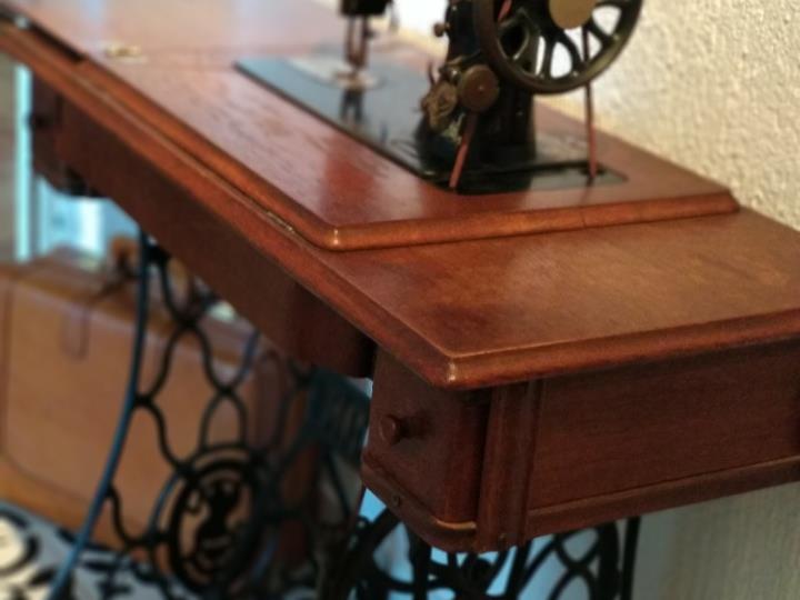 | Singerica, odlično stanje | - Umjetnine, antikviteti i ručni rad ...