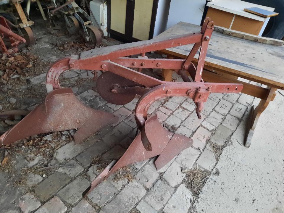 | Plug za traktor | - Poljoprivreda - Burza Oglasi