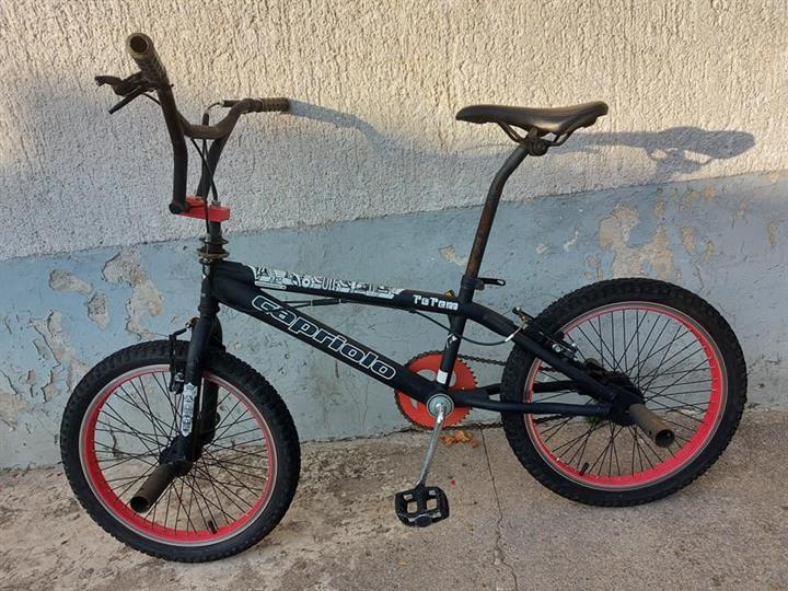 | BMX Capriolo totem | - Sport i rekreacija - Burza Oglasi