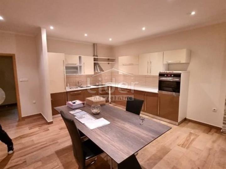 | Viškovo, 3S+DB, 84m2, visoko potkrovlje | - Burza Oglasi