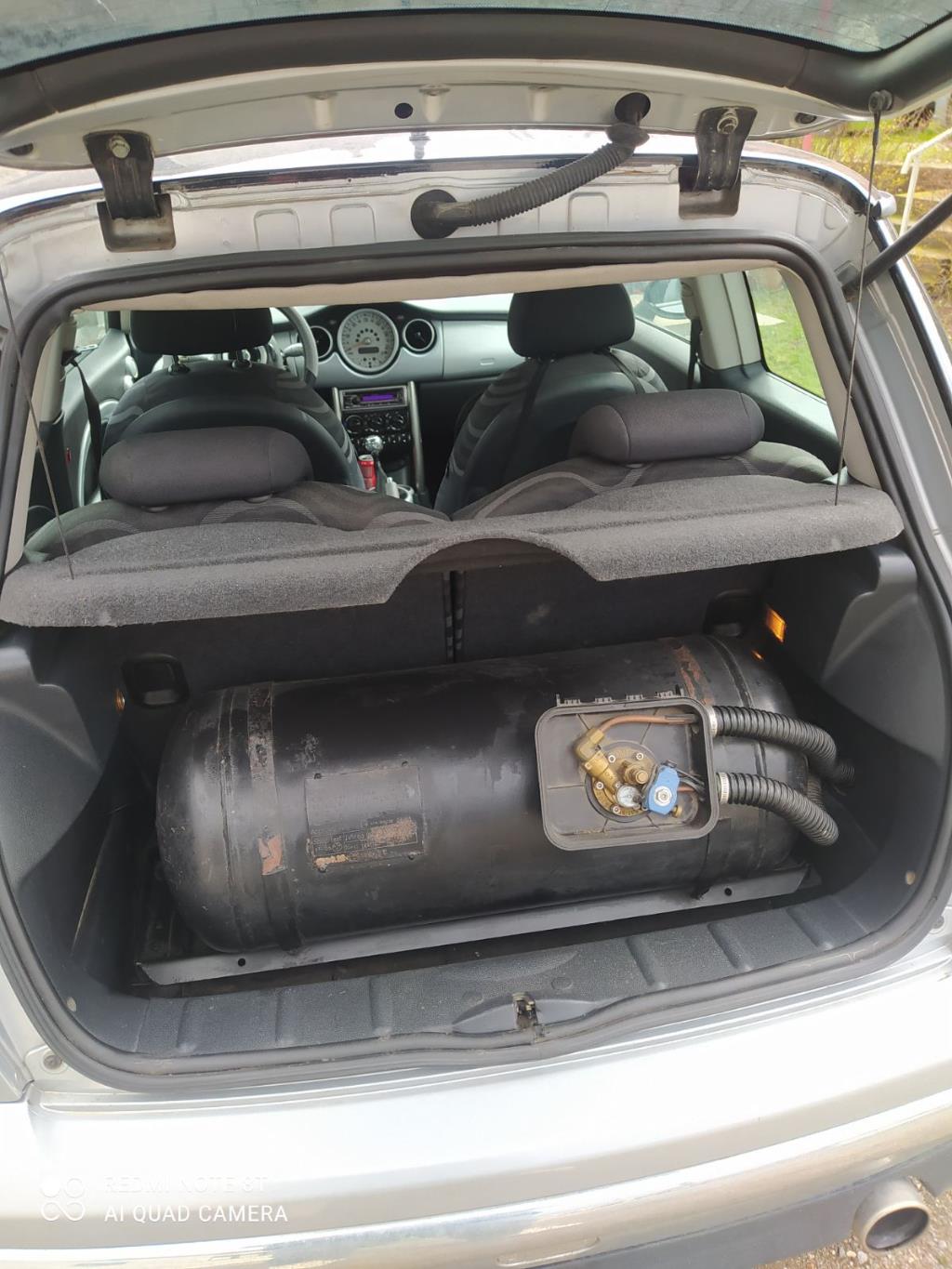 | Mini moris 1.6 benzin | - Automobili - Burza Oglasi