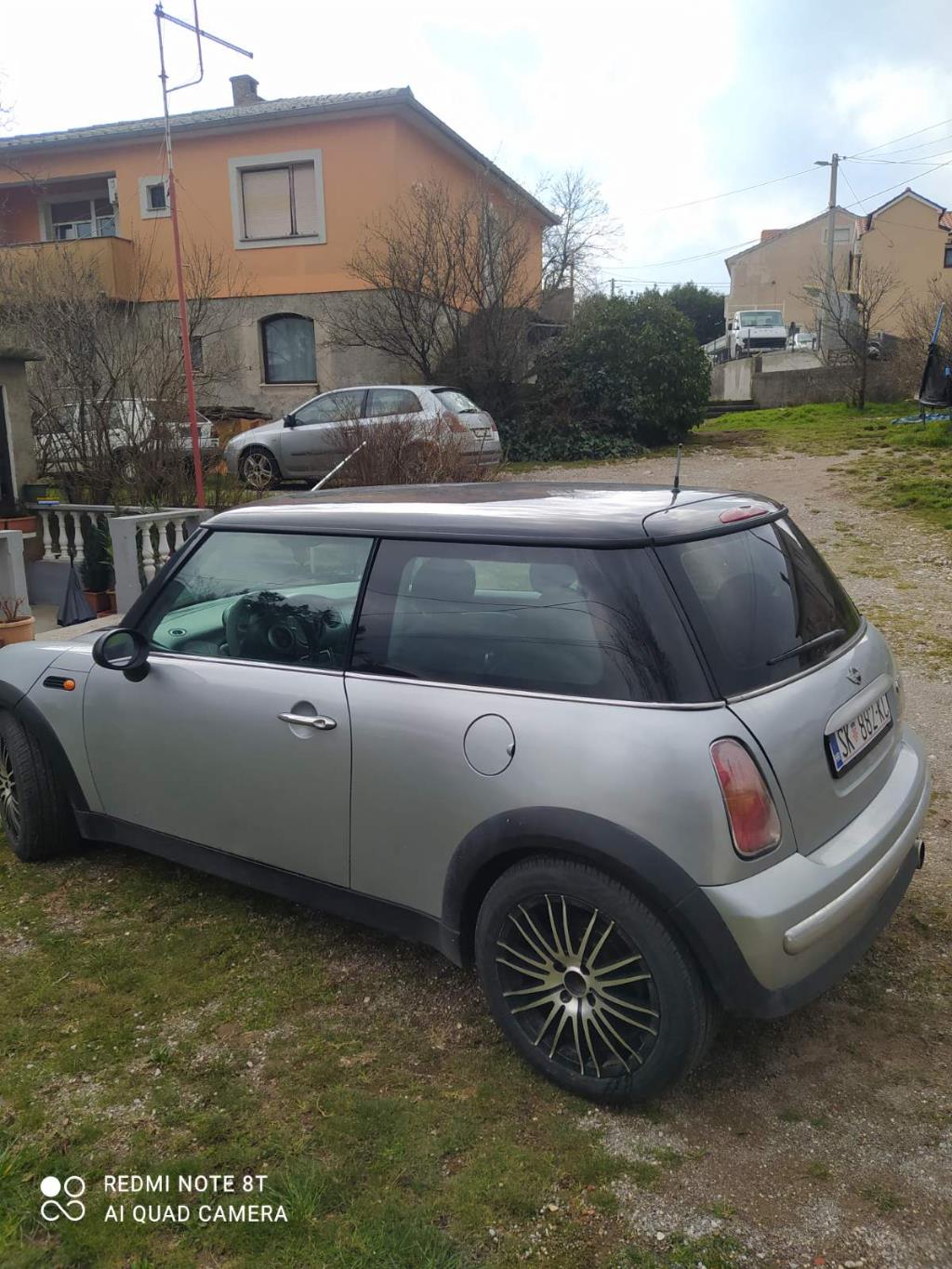 | Mini moris 1.6 benzin | - Automobili - Burza Oglasi