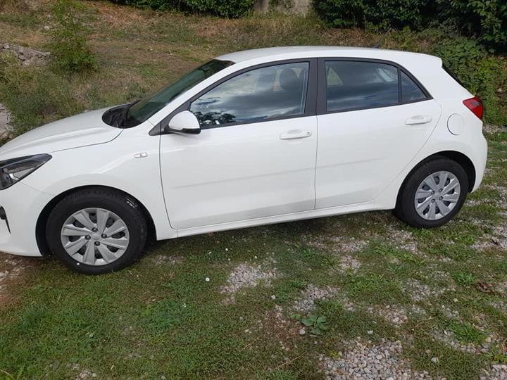 | Kia Rio 12.5 | - Automobili - Burza Oglasi