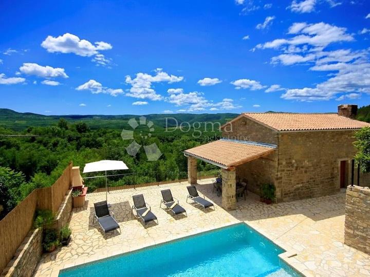 | Autohtona istarska kuća s otvorenim pogledom | - Kuće - Burza Oglasi