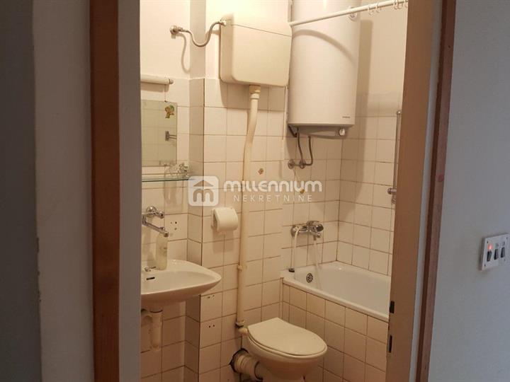 | Rijeka, Škurinje, 3S+DB, 72.11m2, lođa | - Burza Oglasi