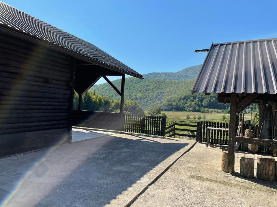 | Kuća za odmor - Bužim | - Kuće - Burza Oglasi