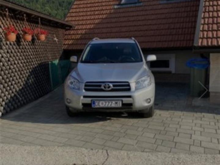 | Toyota RAV 4 | - Automobili - Burza Oglasi