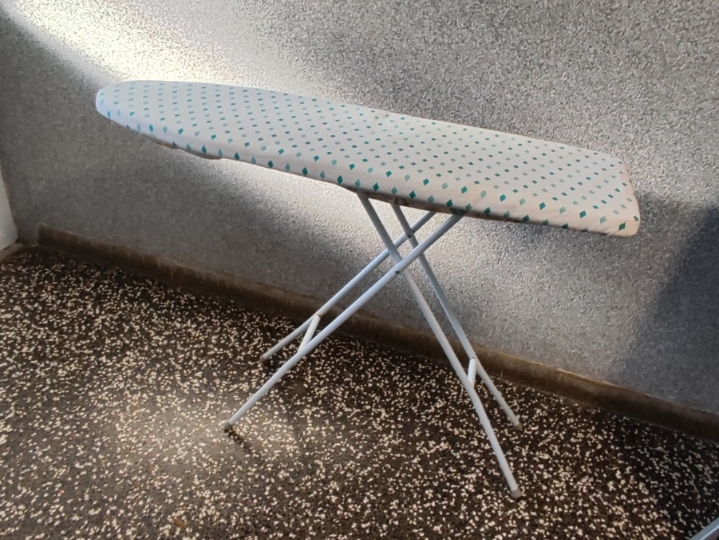 Daske za glačanje - Oprema za dom - Burza Oglasi