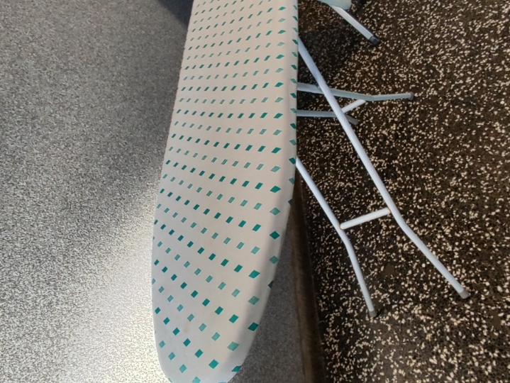 Daske za glačanje - Oprema za dom - Burza Oglasi