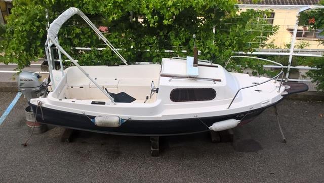 | Barka + motor | - Nautika - Burza Oglasi